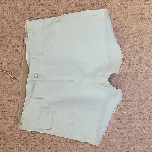 Manguun Teens | Shorts | White Cotton Cutoffs W Floral Embroidery ...